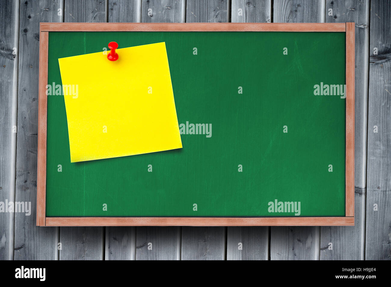 Yellow sticky note hi-res stock photography and images - Alamy