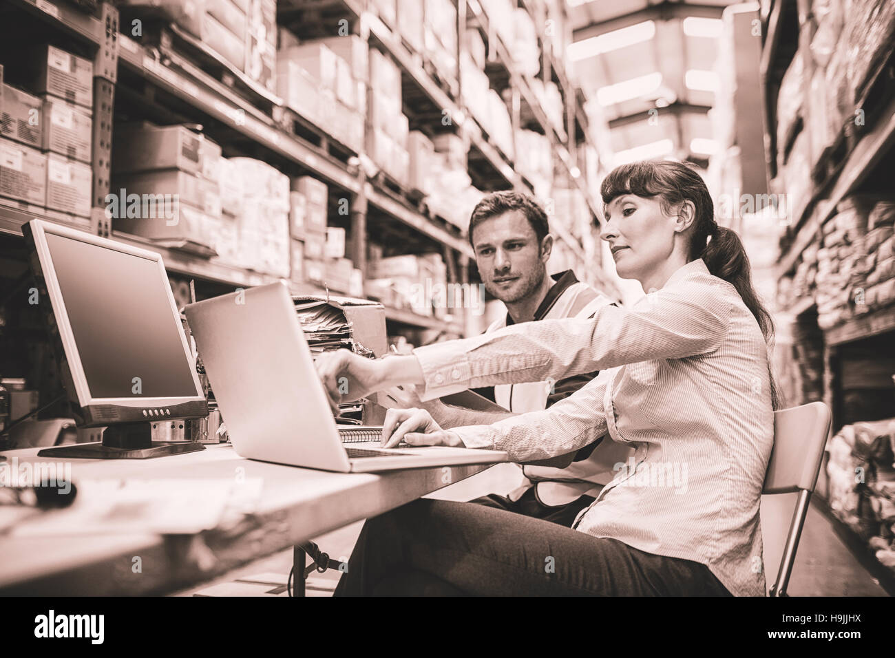 Worker manager management hi-res stock photography and images - Alamy