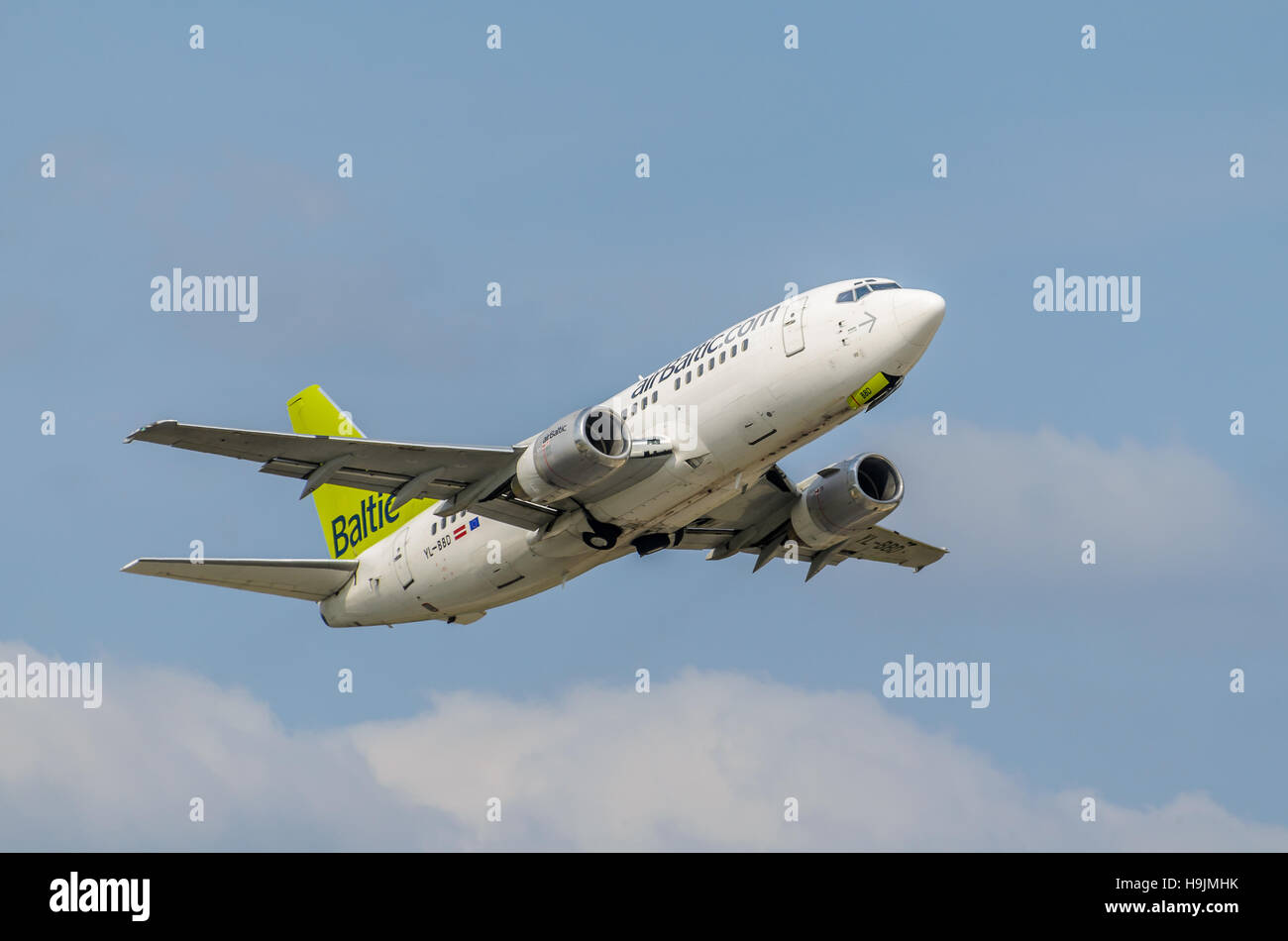 Air Baltic Airlines Boeing-747 leaving Riga International Airport ...