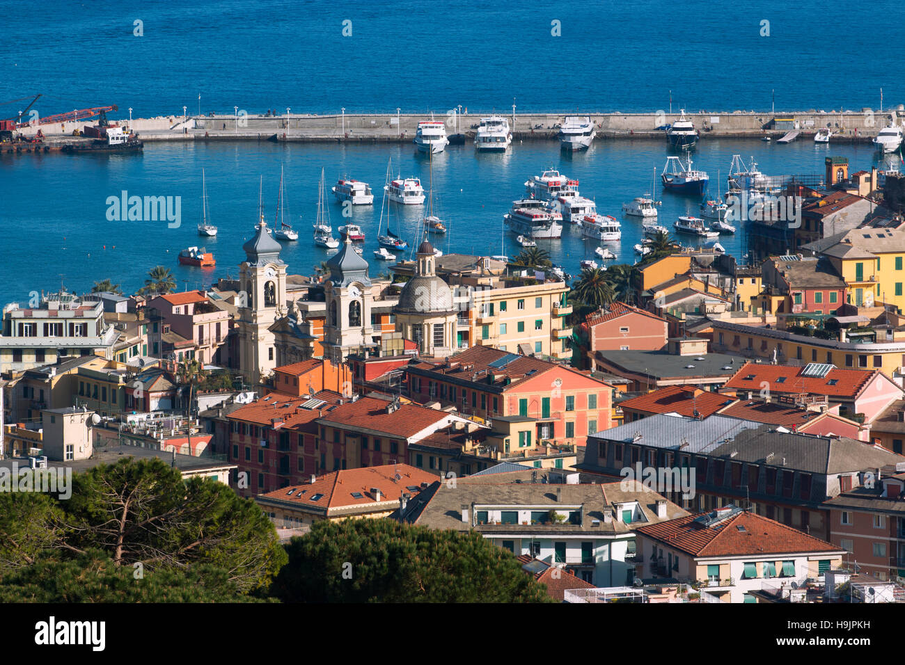 Rapallo, Cinque Terre National Park, Liguria, Italy Stock Photo - Alamy