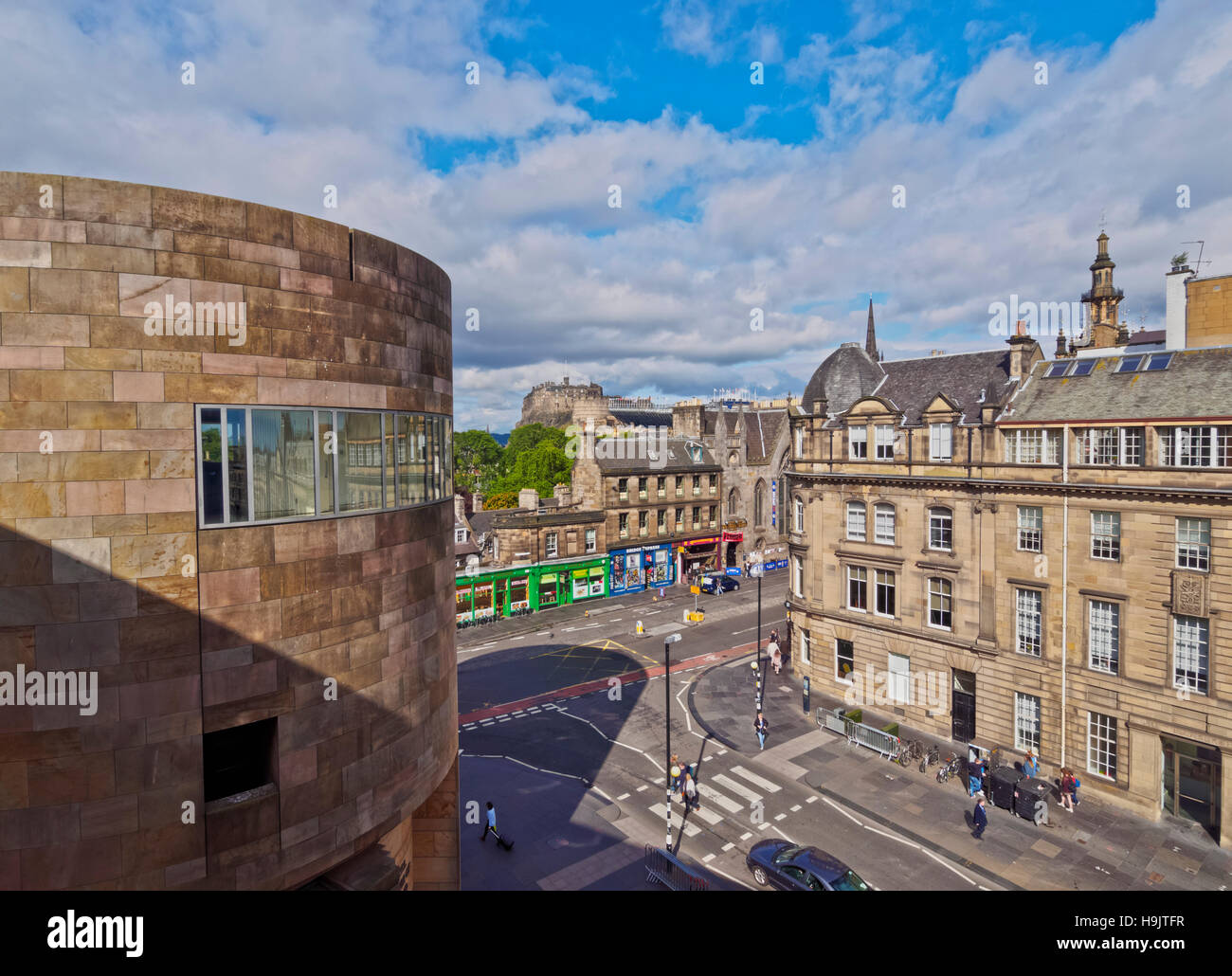 UK, Scotland, Edinburgh, Elevated view of the Chambers Street Stock ...