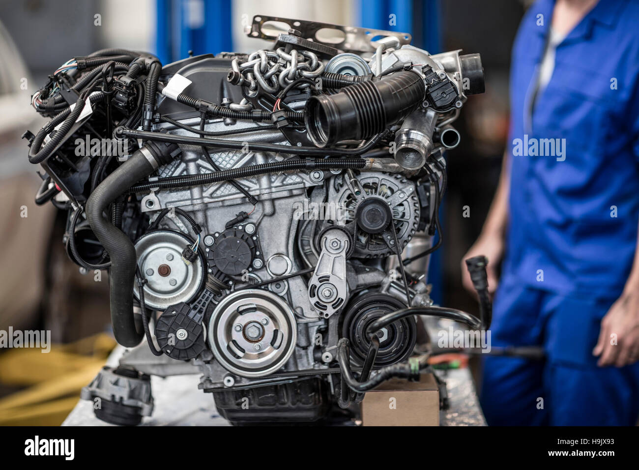 Car engine in a workshop Stock Photo - Alamy