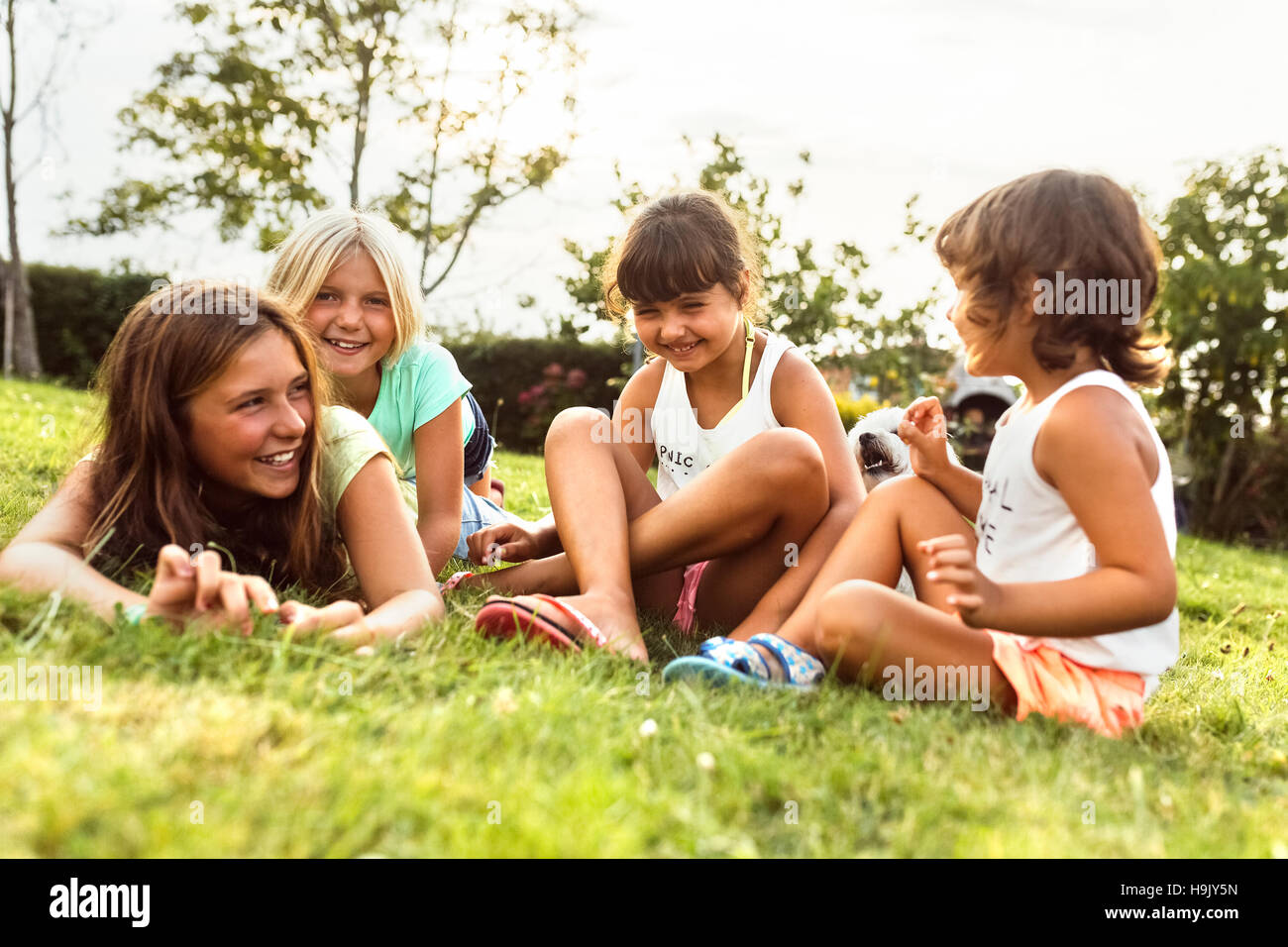 Four girls having fun hi-res stock photography and images - Alamy