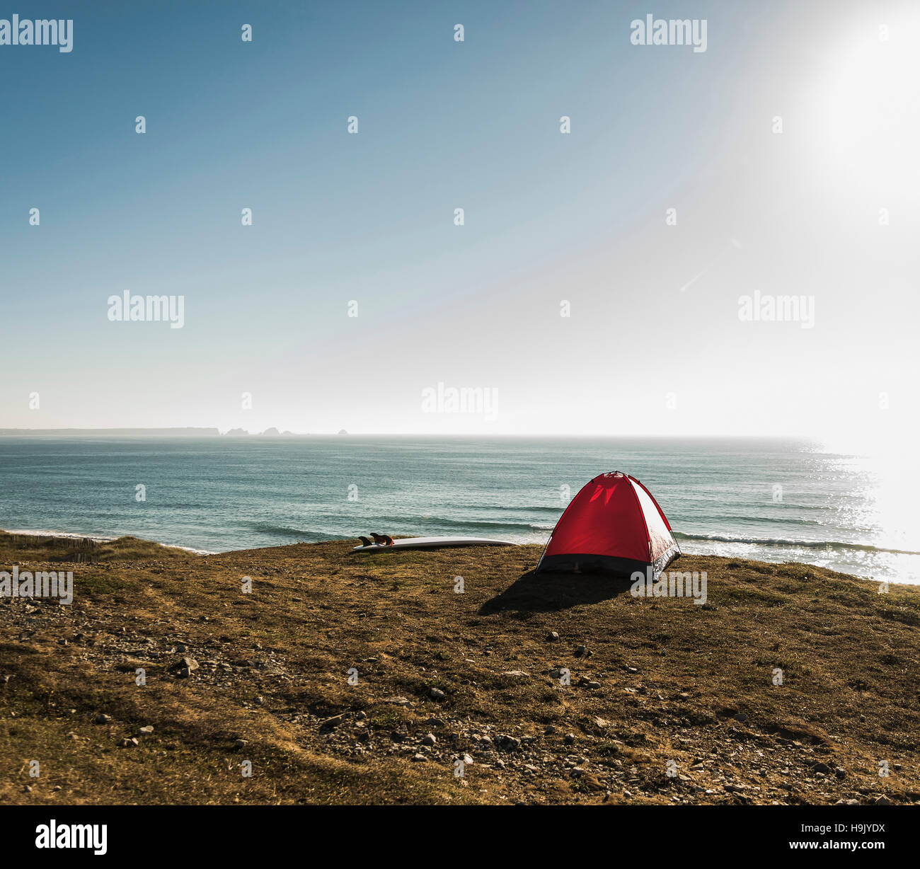 The red tent hi-res stock photography and images - Alamy