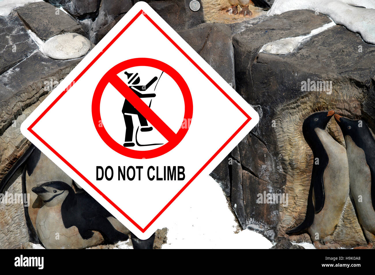 Do not climb sign Stock Photo - Alamy