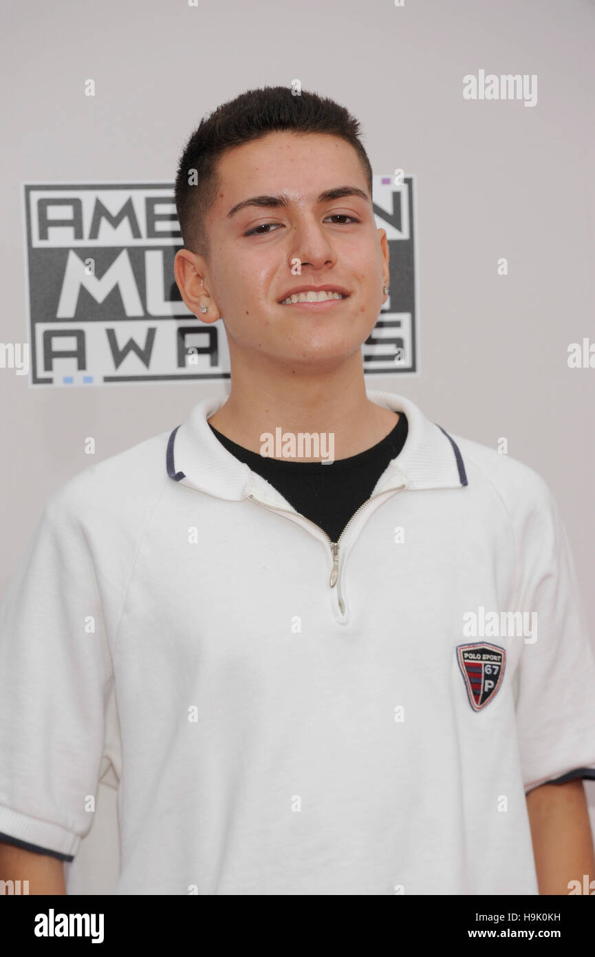 Anthony Quintal arrives at the 2016 American Music Awards at Microsoft ...