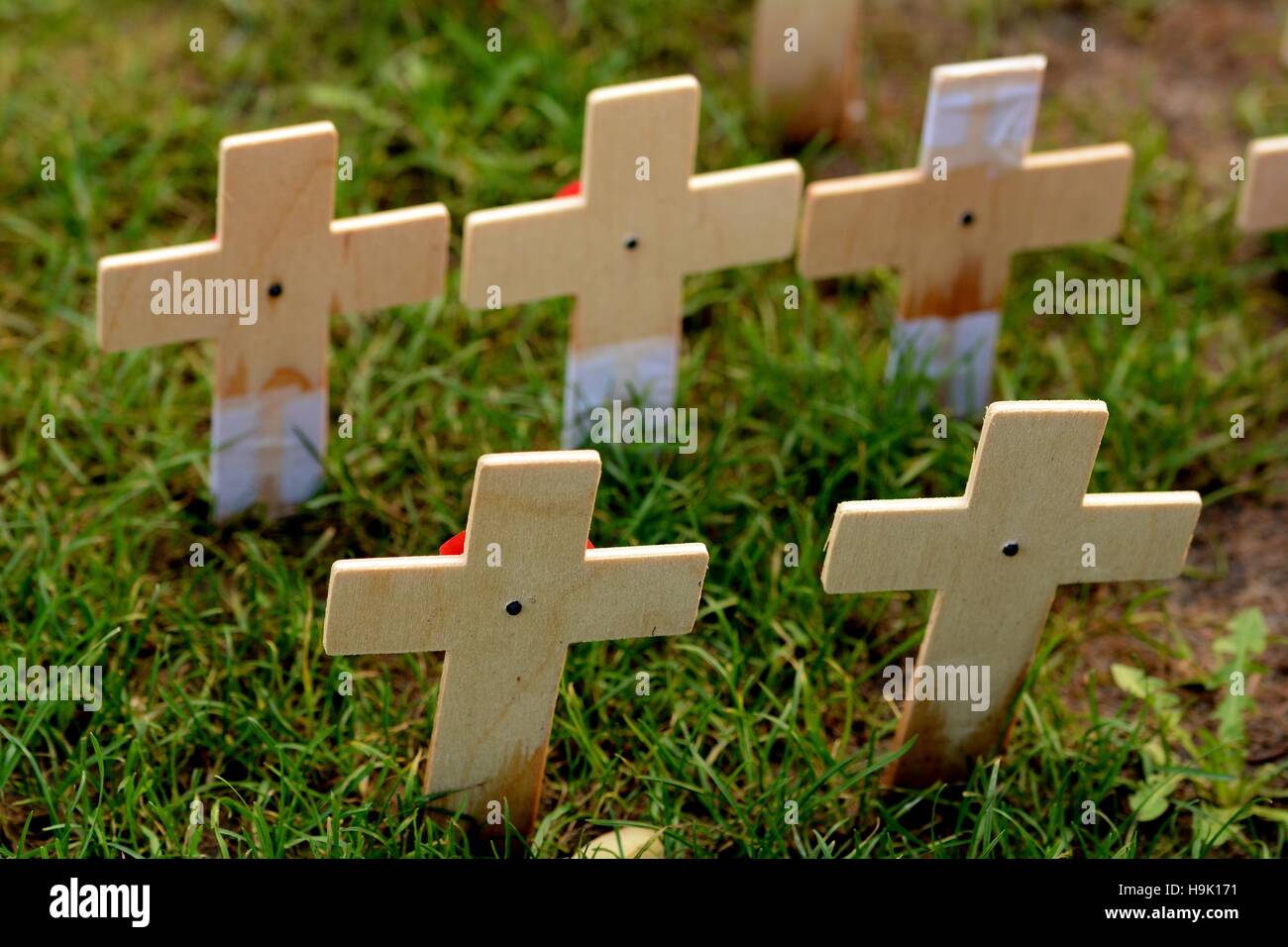 Commemoration remembering remembrance tribute hi-res stock photography ...