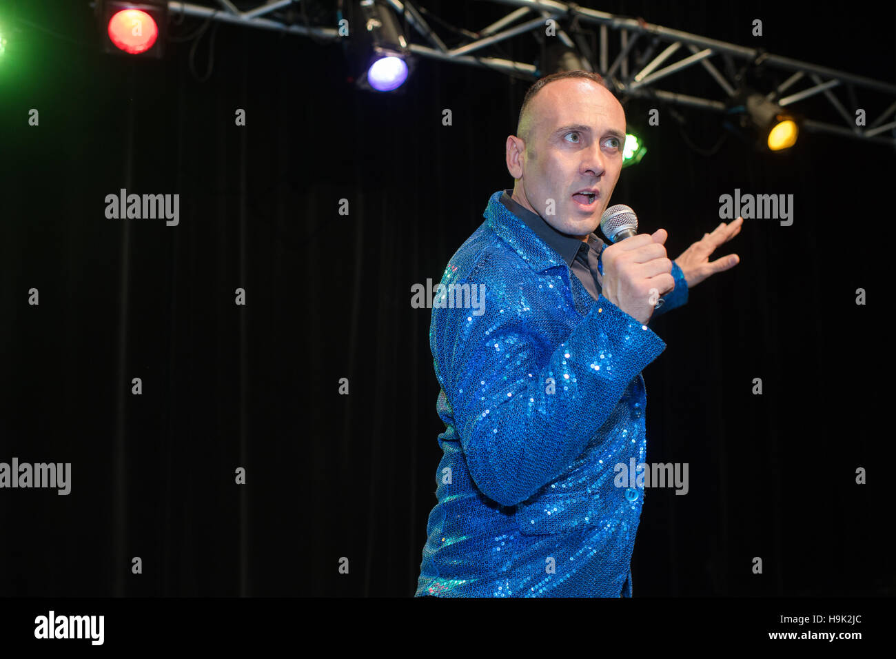 Bald singer hi-res stock photography and images - Alamy