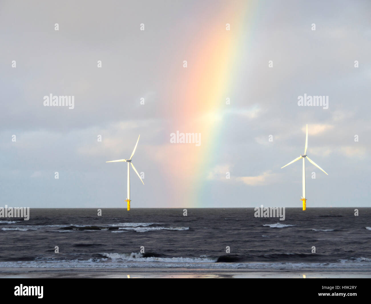 Offshore windfarm from beach hi-res stock photography and images - Alamy