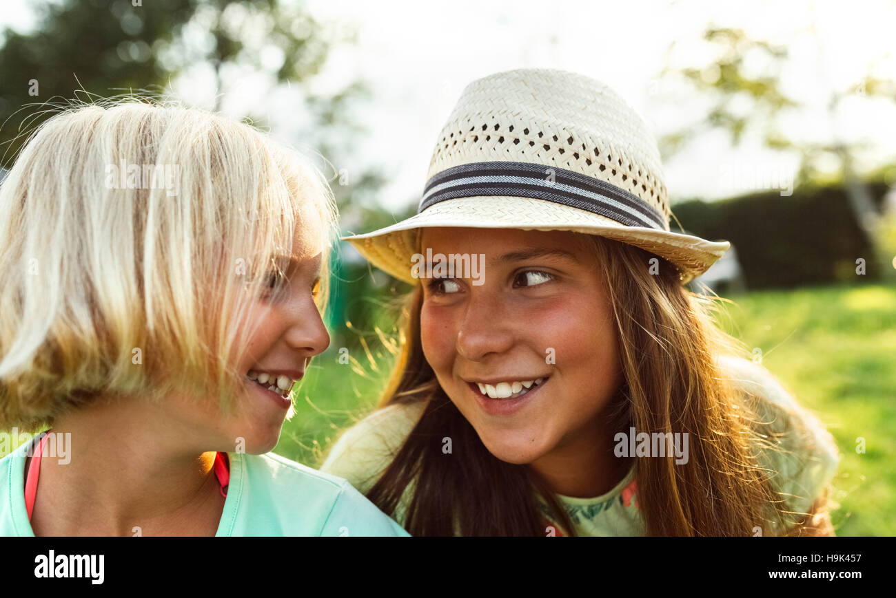 Two best friends face to face Stock Photo - Alamy
