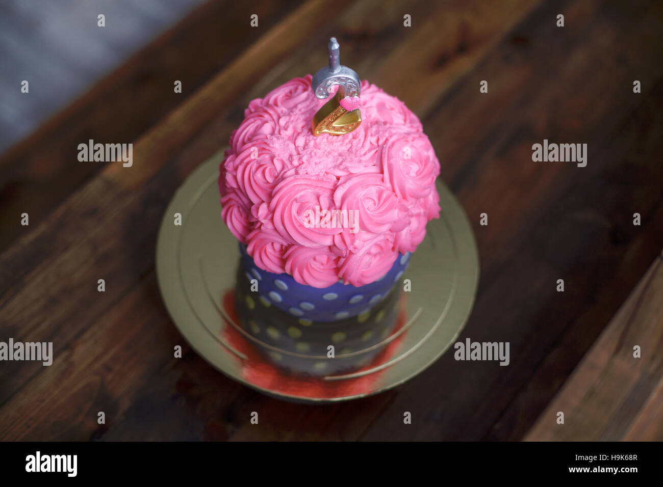 Birthday cake with candle number 2, gift Stock Photo - Alamy
