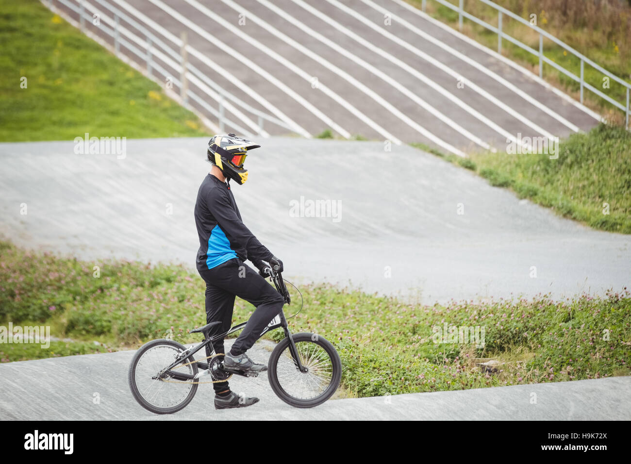 Bmx bike hi-res stock photography and images - Alamy