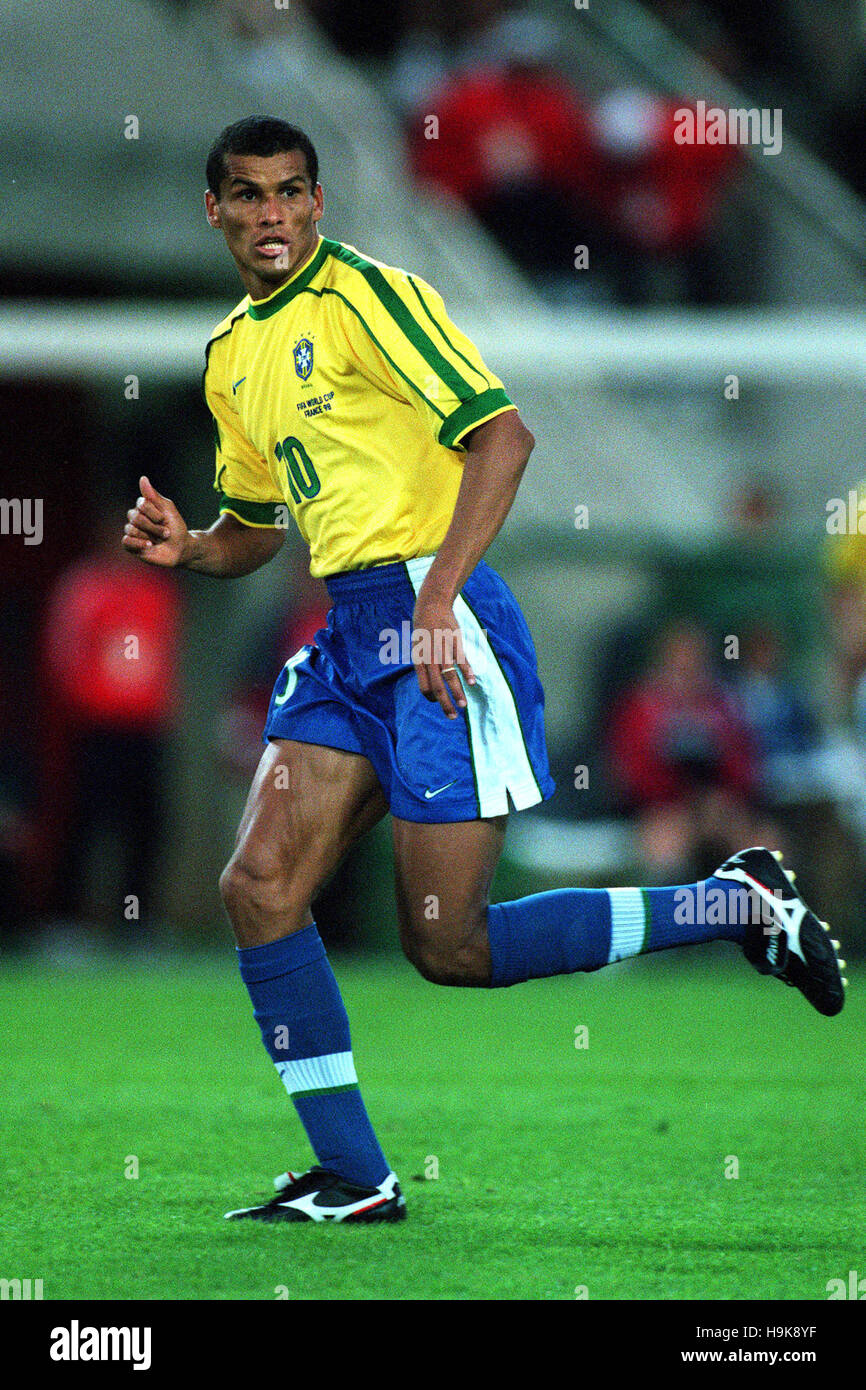 RIVALDO BRAZIL 16 June 1998 Stock Photo - Alamy