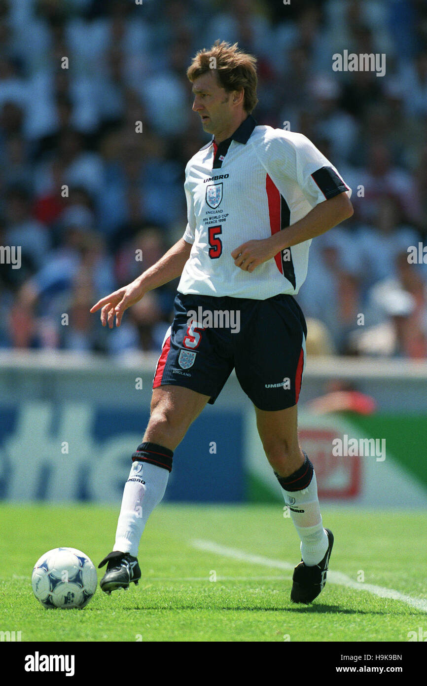 TONY ADAMS ENGLAND & ARSENAL FC 15 June 1998 Stock Photo - Alamy