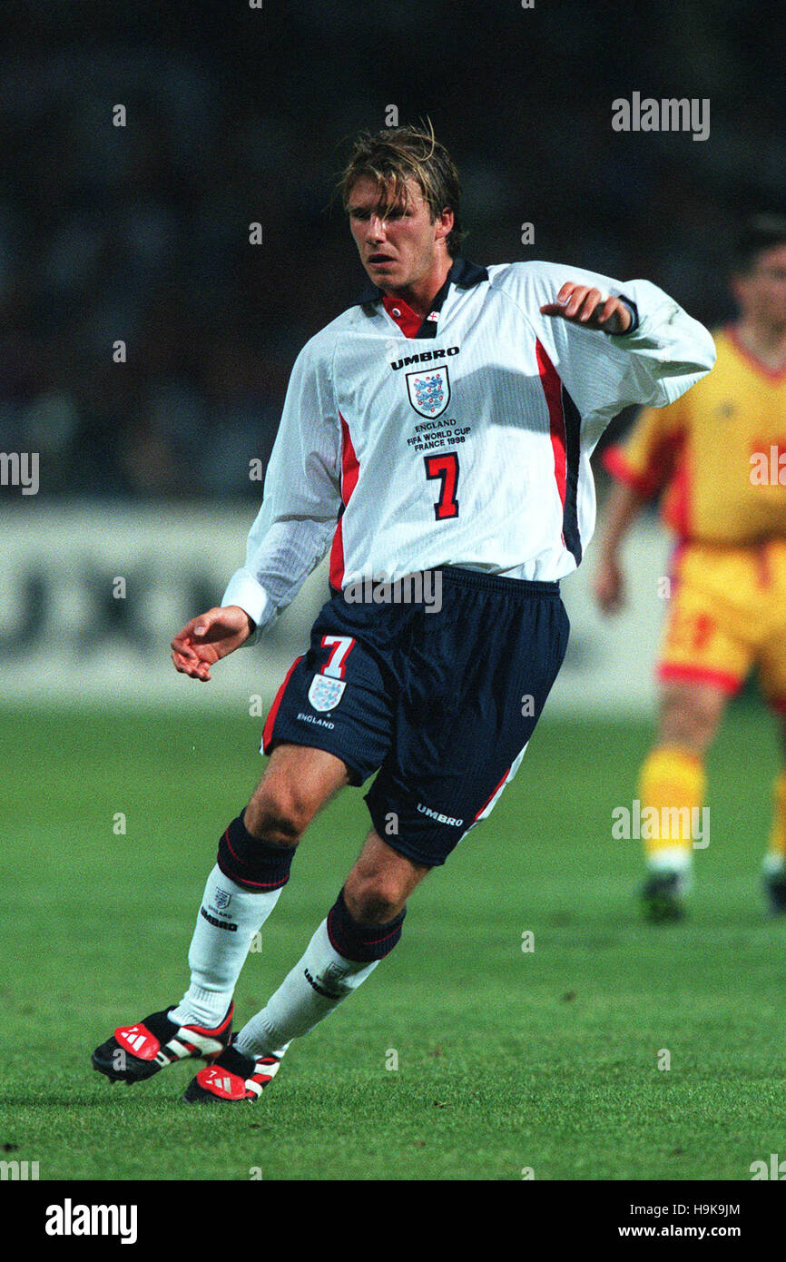 DAVID BECKHAM ENGLAND & MANCHESTER UTD FC 26 June 1998 Stock Photo - Alamy