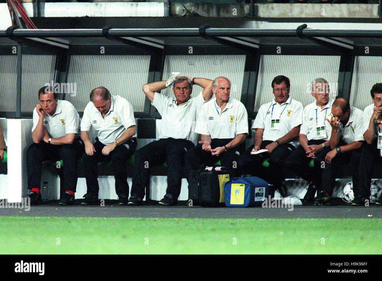 SCOTLAND BENCH SCOTLAND V MOROCCO 02 July 1998 Stock Photo - Alamy