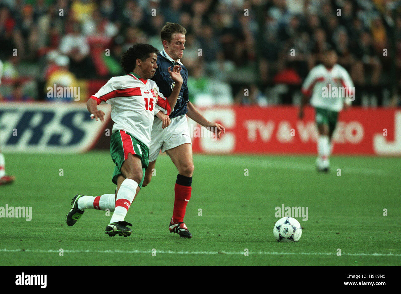 KEVIN GALLACHER LAHCEN ABRAMI SCOTLAND V MOROCCO 02 July 1998 Stock ...