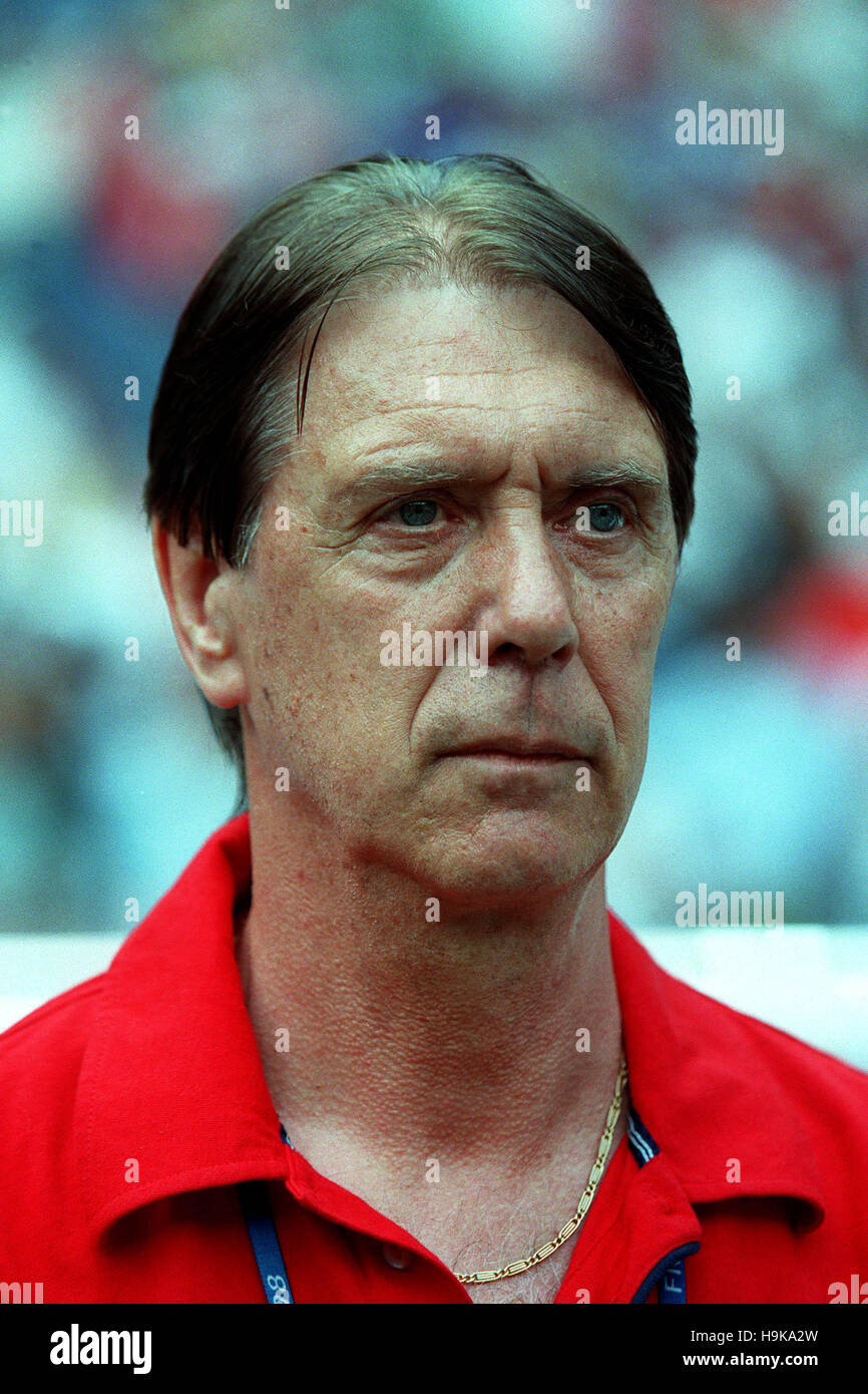 Cesare maldini hi-res stock photography and images - Alamy
