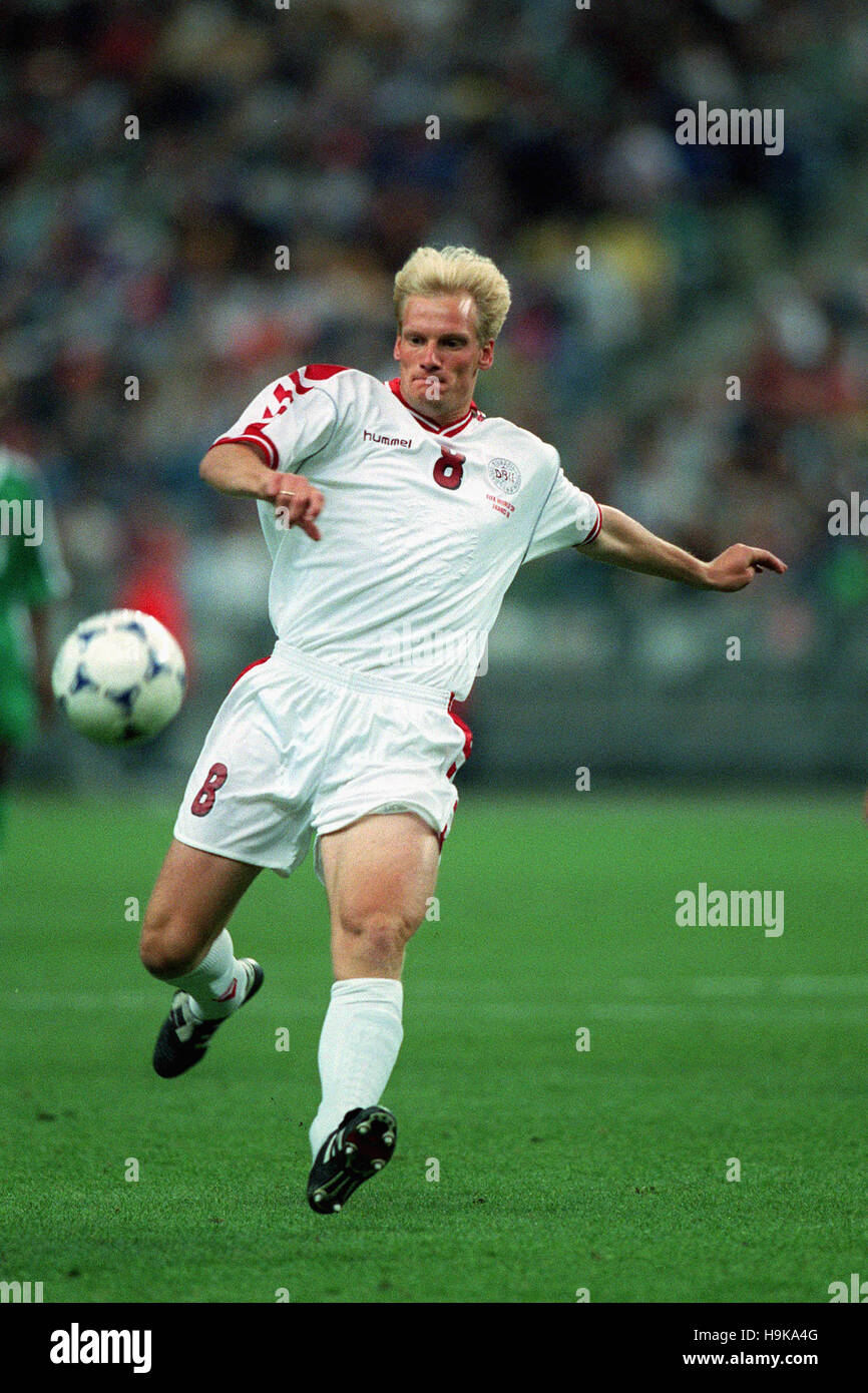Per frandsen bolton wanderers fc hi-res stock photography and images ...