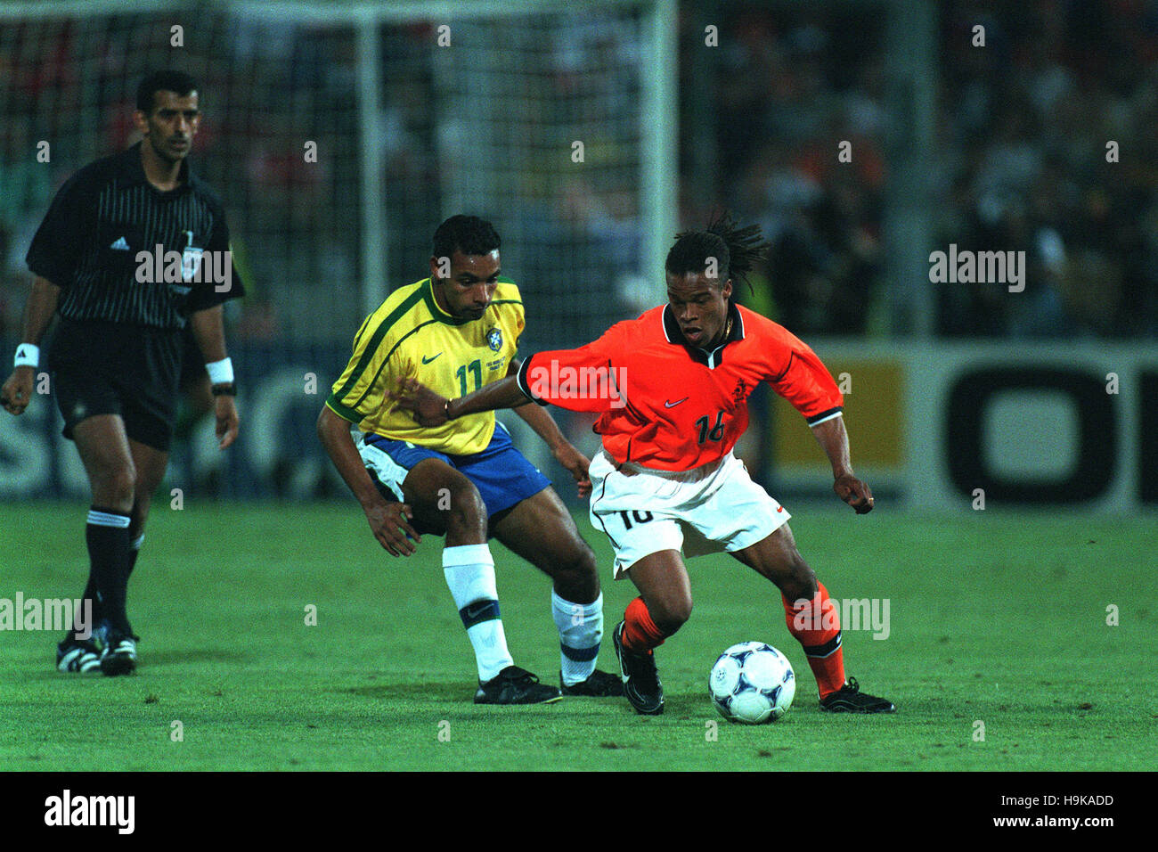 EDGAR DAVIDS & DENILSON BRAZIL V HOLLAND 07 July 1998 Stock Photo - Alamy