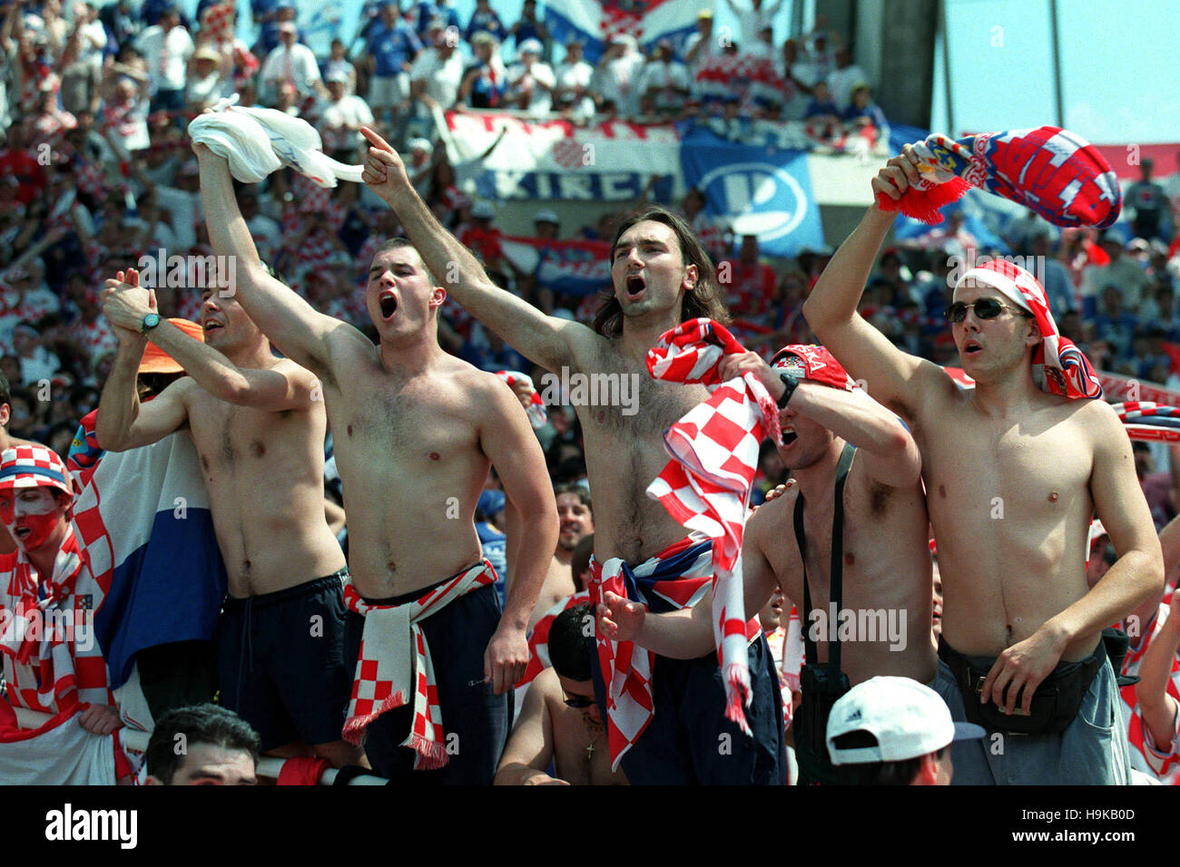 Football japan 1998 hi-res stock photography and images - Alamy