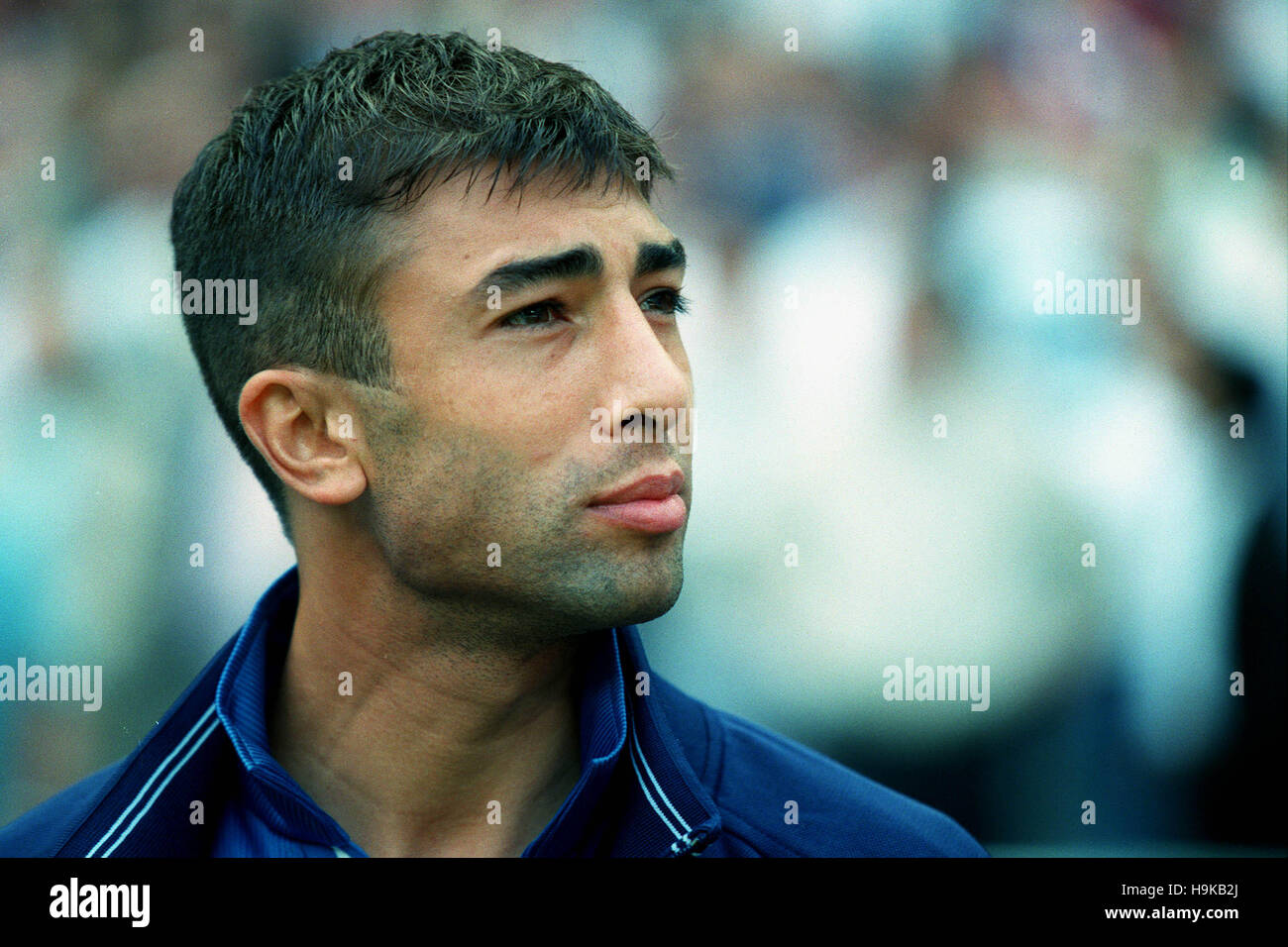 ROBERTO DI MATTEO ITALY & CHELSEA FC 03 July 1998 Stock Photo - Alamy