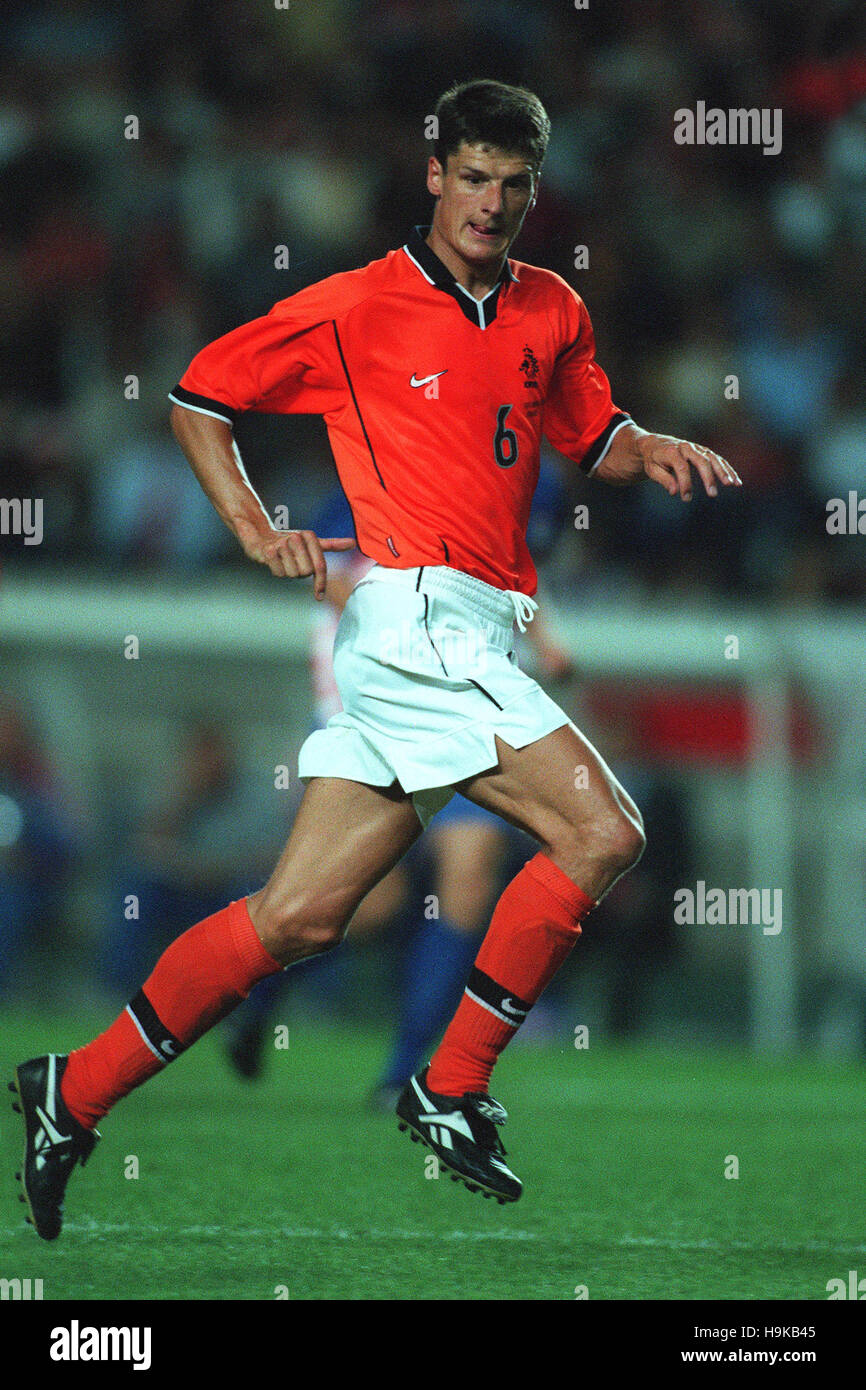 WIM JONK HOLLAND & PSV EINDHOVEN 11 July 1998 Stock Photo - Alamy