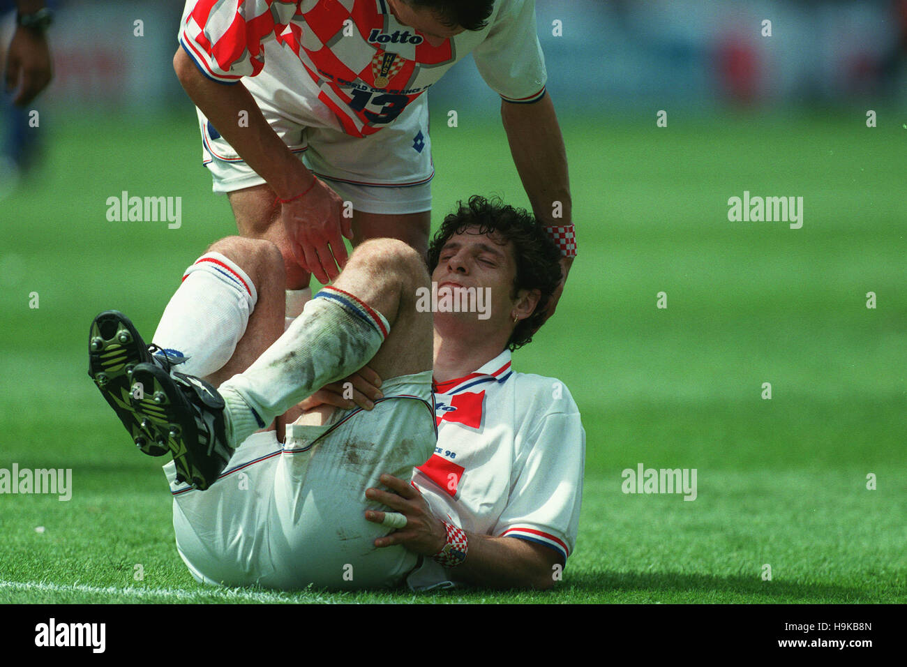 Football japan 1998 hi-res stock photography and images - Alamy