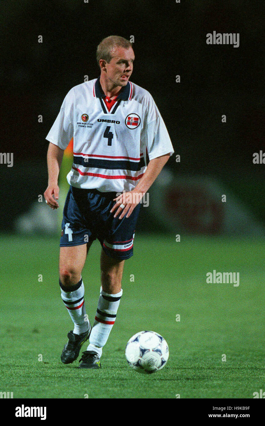 Henning berg manchester united hi-res stock photography and images - Alamy