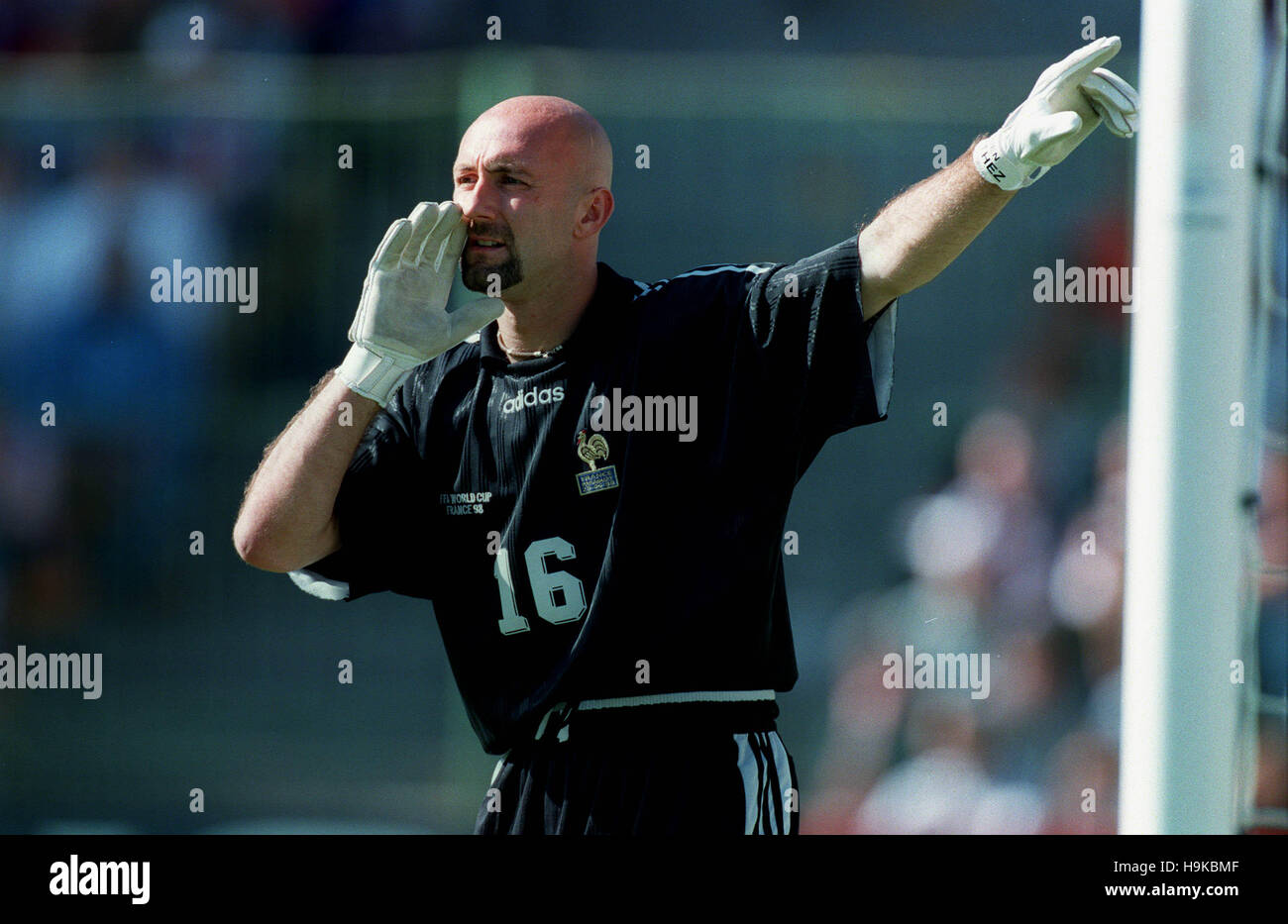 FABIEN BARTHEZ FRANCE & AS MONACO 06 July 1998 Stock Photo - Alamy