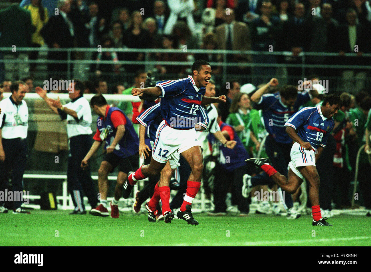 THIERRY HENRY AT FINAL WHISTLE BRAZIL V FRANCE 12 July 1998 Stock Photo ...