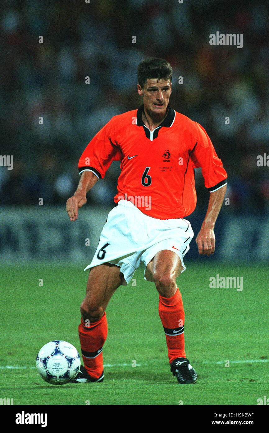 WIM JONK HOLLAND & PSV EINDHOVEN 07 July 1998 Stock Photo - Alamy