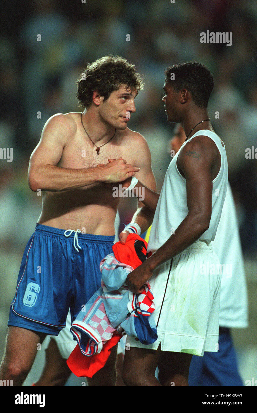 Patrick kluivert goal hi-res stock photography and images - Alamy