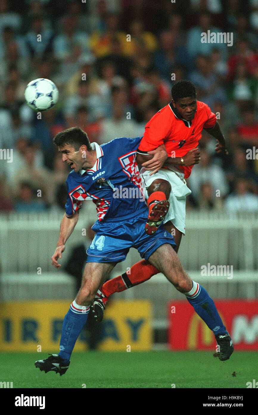 V and z hi-res stock photography and images - Alamy