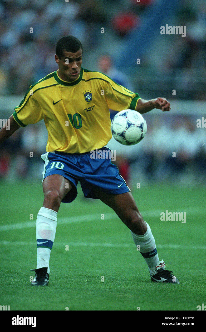 Rivaldo hi-res stock photography and images - Alamy