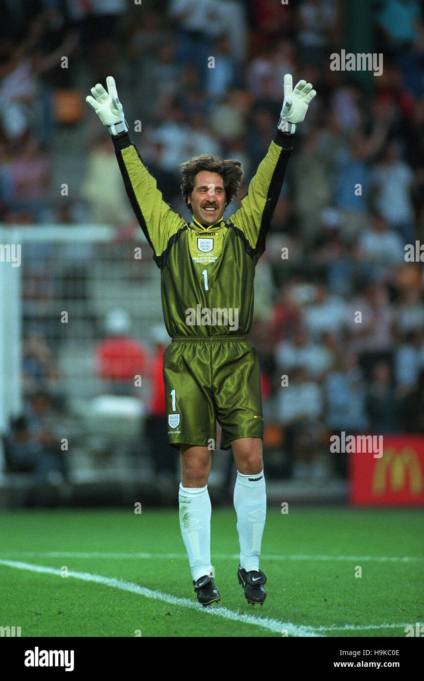 DAVID SEAMAN ENGLAND & ARSENAL FC 30 June 1998 Stock Photo - Alamy DAVID SEAMAN ENGLAND & ARSENAL FC 30 June 1998 Stock Photo - Alamy