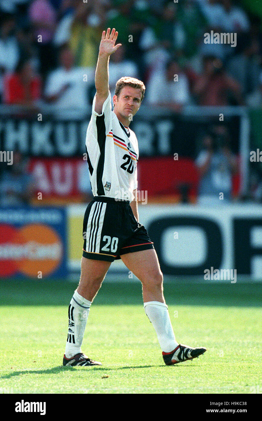 Oliver bierhoff 1998 hi-res stock photography and images - Alamy