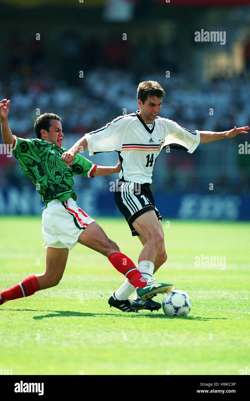 CUAUHTEMOC BLANCO & BABBEL GERMANY V MEXICO 30 June 1998 Stock Photo ...