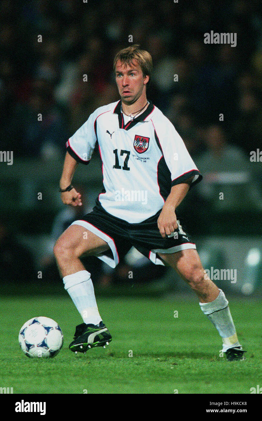 Martin hiden hi-res stock photography and images - Alamy