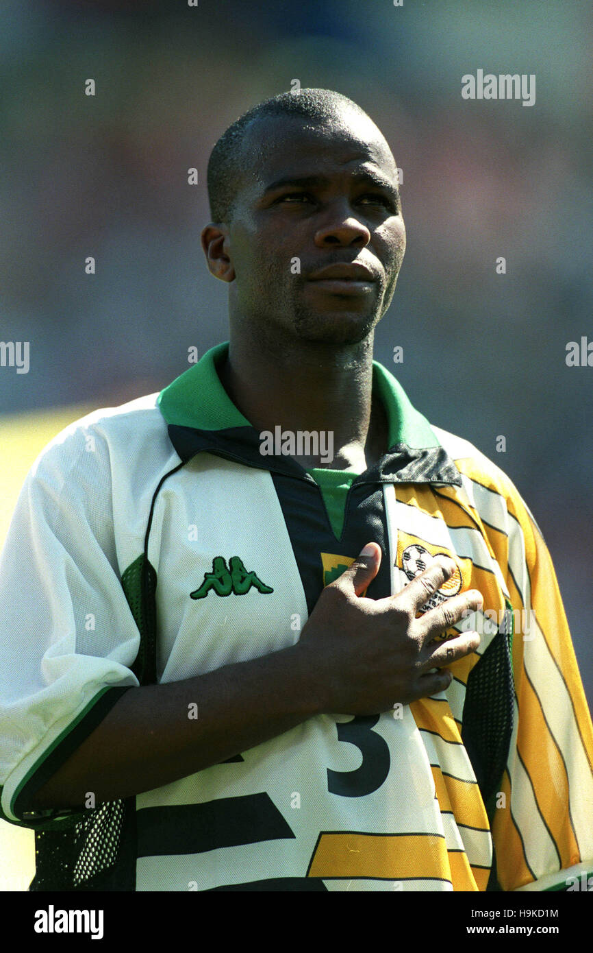 DAVID NYATHI SOUTH AFRICA 18 June 1998 Stock Photo - Alamy