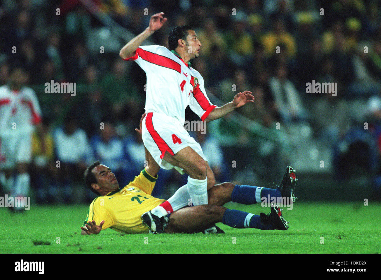 EDMUNDO & YOUSSEF ROSSI BRAZIL V MOROCCO 16 June 1998 Stock Photo - Alamy