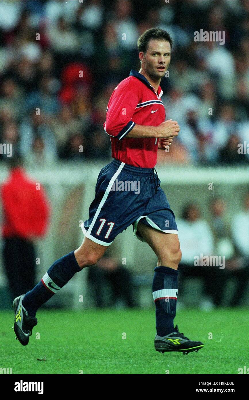 Wynalda hi-res stock photography and images - Alamy