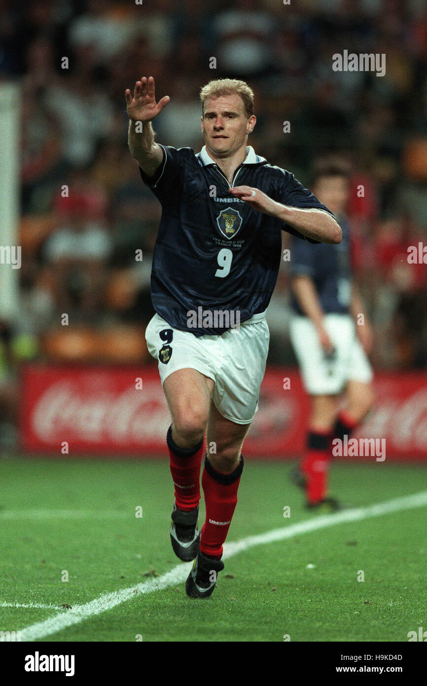 GORDON DURIE SCOTLAND & GLASGOW RANGERS FC 02 July 1998 Stock Photo - Alamy