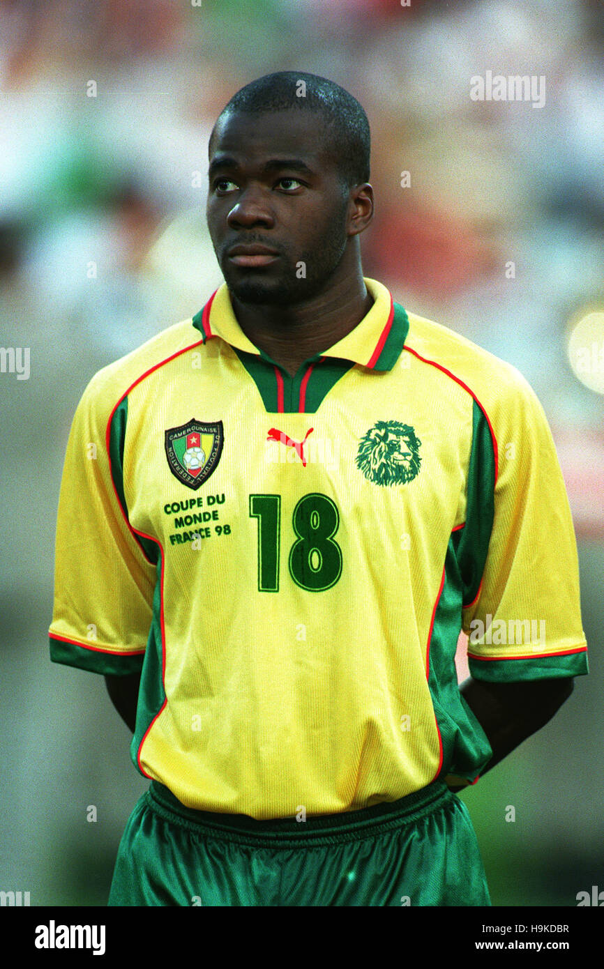 SAMUEL IPOUA CAMEROON 03 July 1998 Stock Photo - Alamy