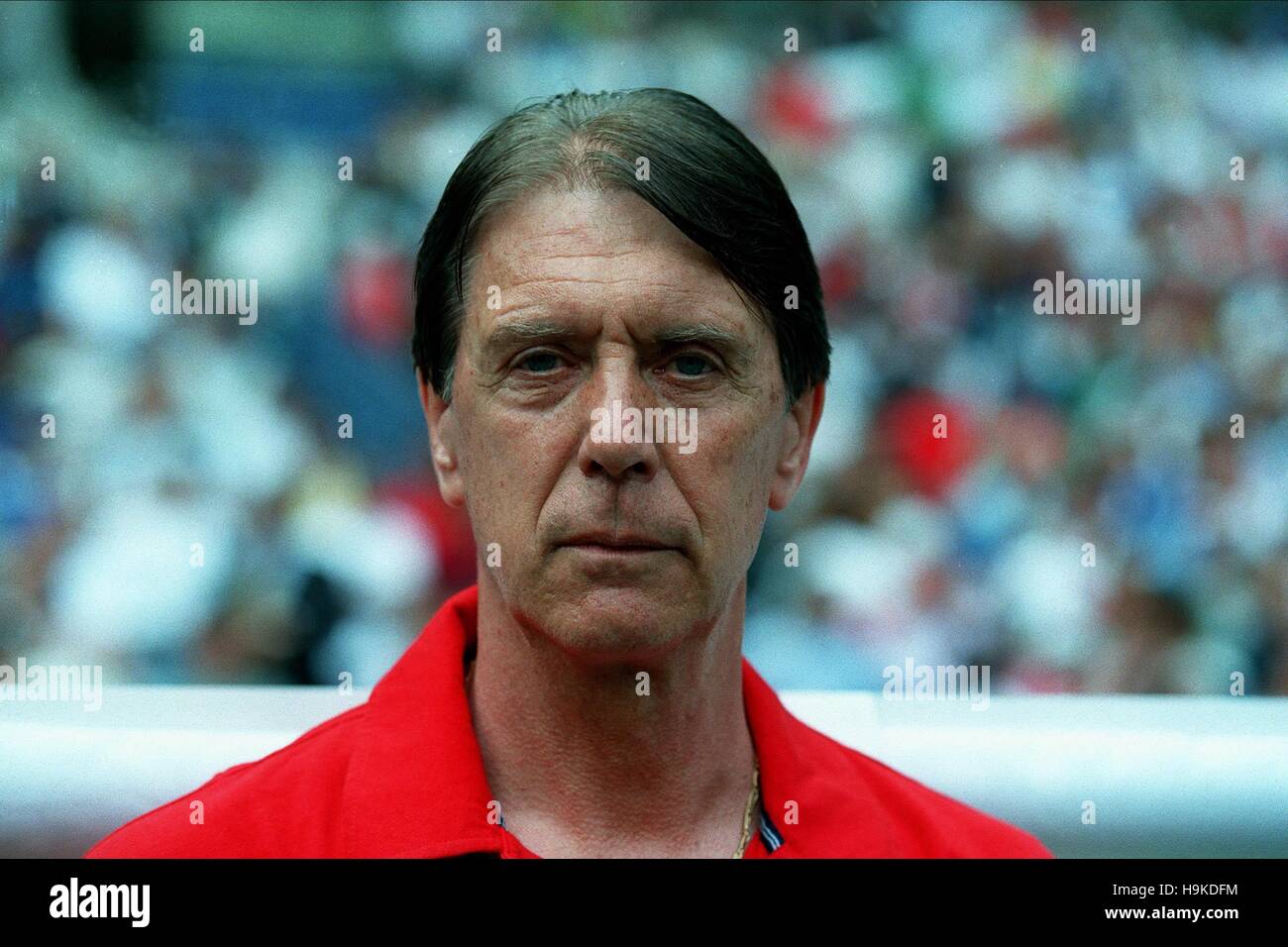 CESARE MALDINI ITALY COACH 02 July 1998 Stock Photo - Alamy