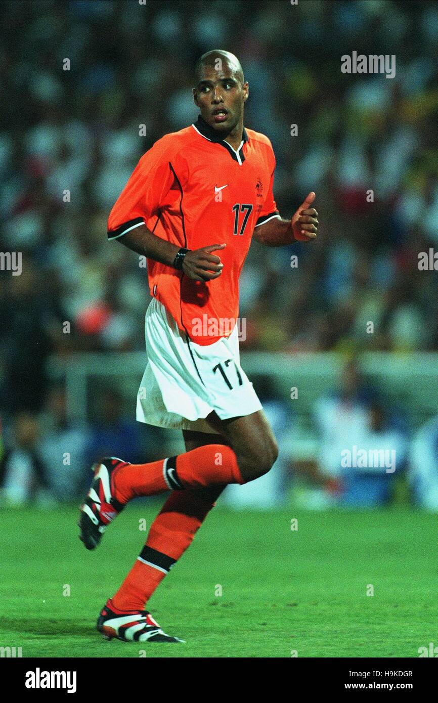 PIERRE VAN HOOIJDONK HOLLAND & NOTTINGHAM FOREST FC 07 July 1998 Stock ...