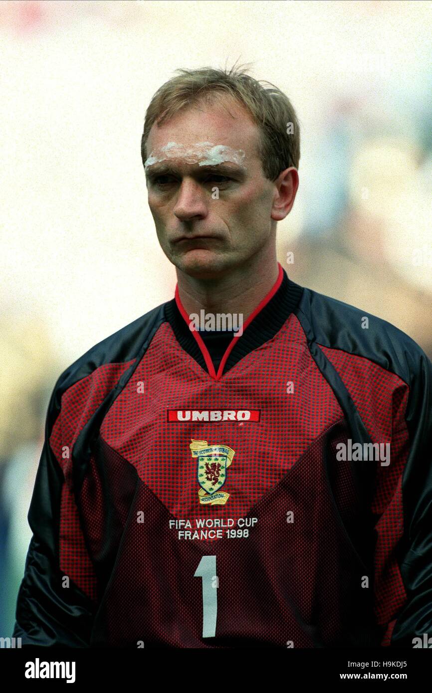 Jim leighton scotland hi-res stock photography and images - Alamy