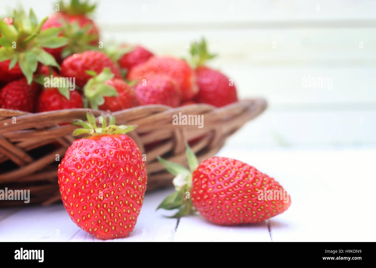 fresh strawberry outdoor Stock Photo - Alamy