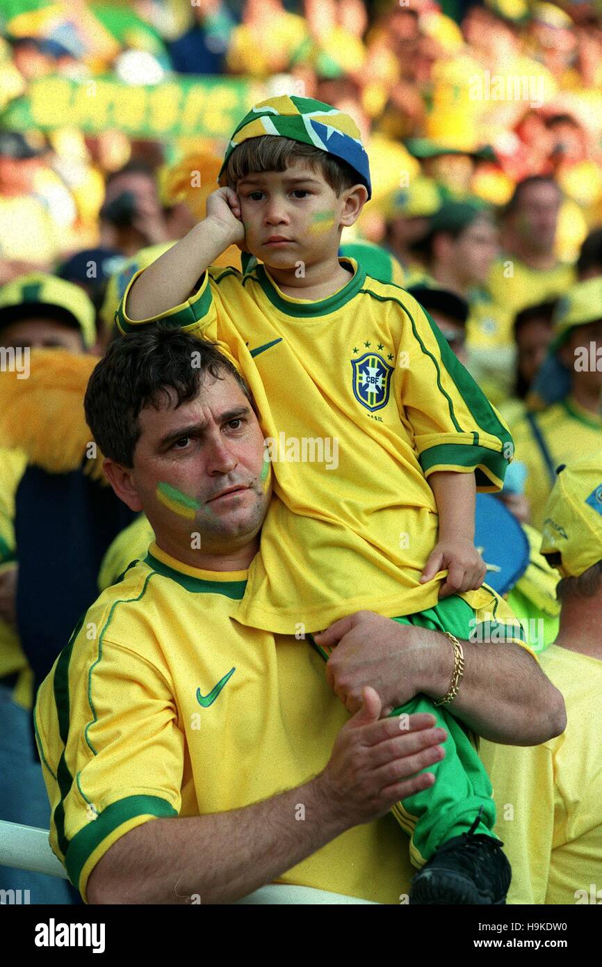 World cup 1998 france hi-res stock photography and images - Alamy
