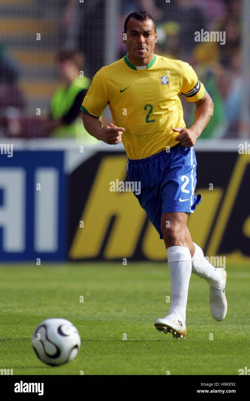 CAFU BRAZIL & AC MILAN STADE DE GENEVA GENEVA SWITZERLAND 04 June 2006 ...